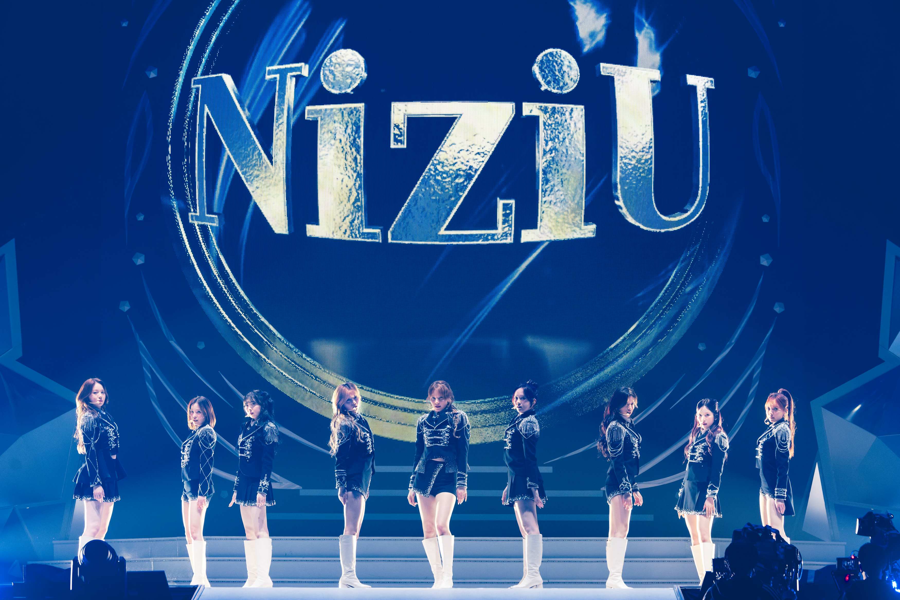 NiziU、初の“Winter Tour” NiziU Live with U 2024-2025 “AWAKE”の東京公演が国立代々木競技場第一体育館にて4days開催！！2月リリースの ...
